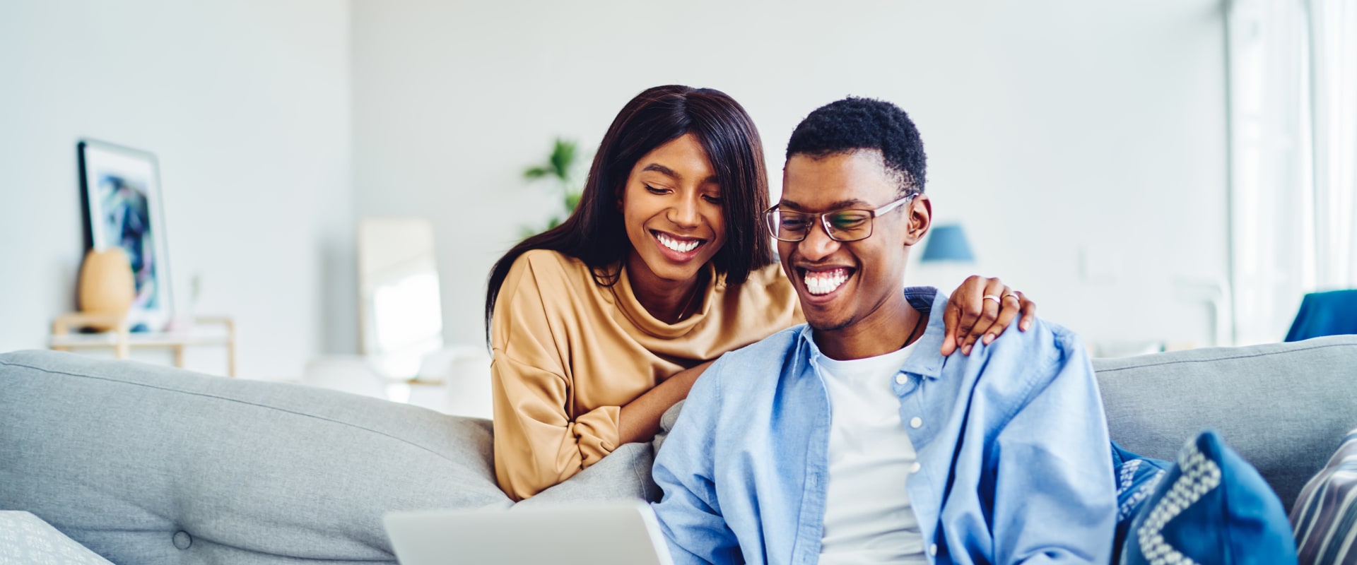 Should i contribute to both roth and traditional ira?